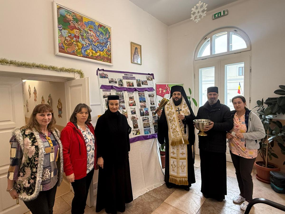 Binecuvântare arhierească la început de nou an, la Școala Gimnazială ...