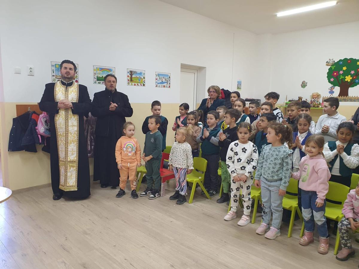 Întâlnire catehetică despre familia creștină organizată de parohiile ...